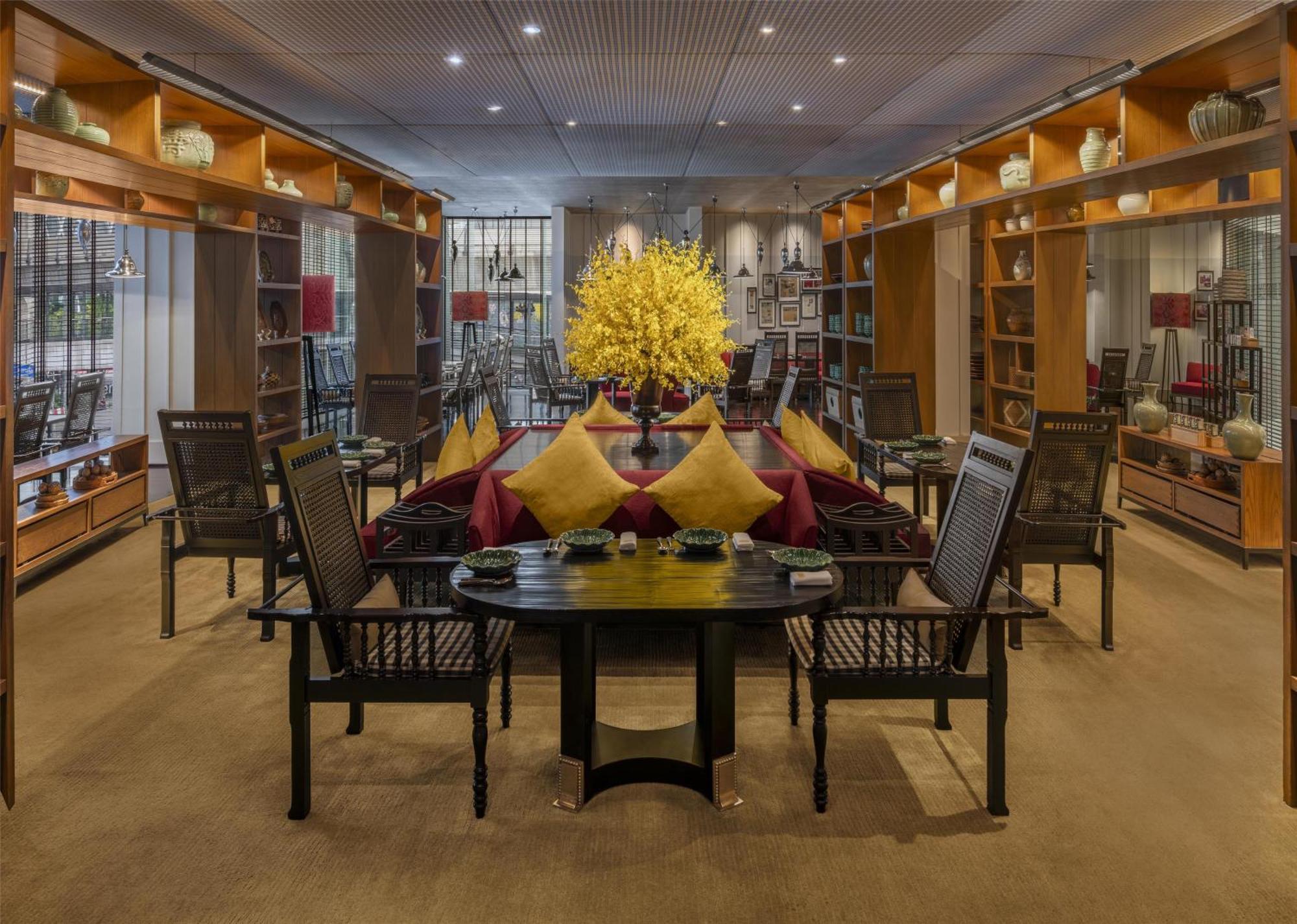 HOTEL GRAND HYATT ERAWAN BANGKOK, BANGKOK